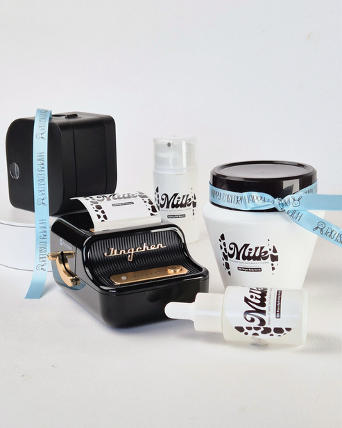 The Black Business Label Printer + Free Roll of 230 Labels – Labelly