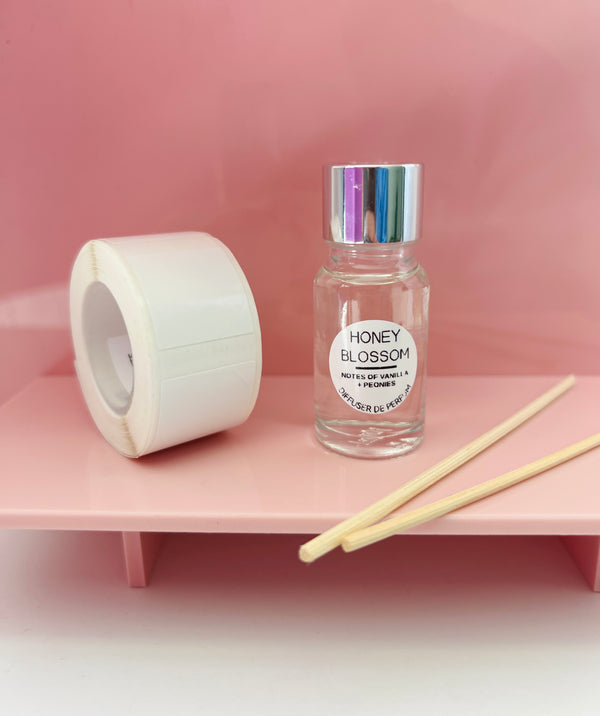 Extra-Small White Round Labels - 20*20mm 300 per roll ⚪️ – Labelly