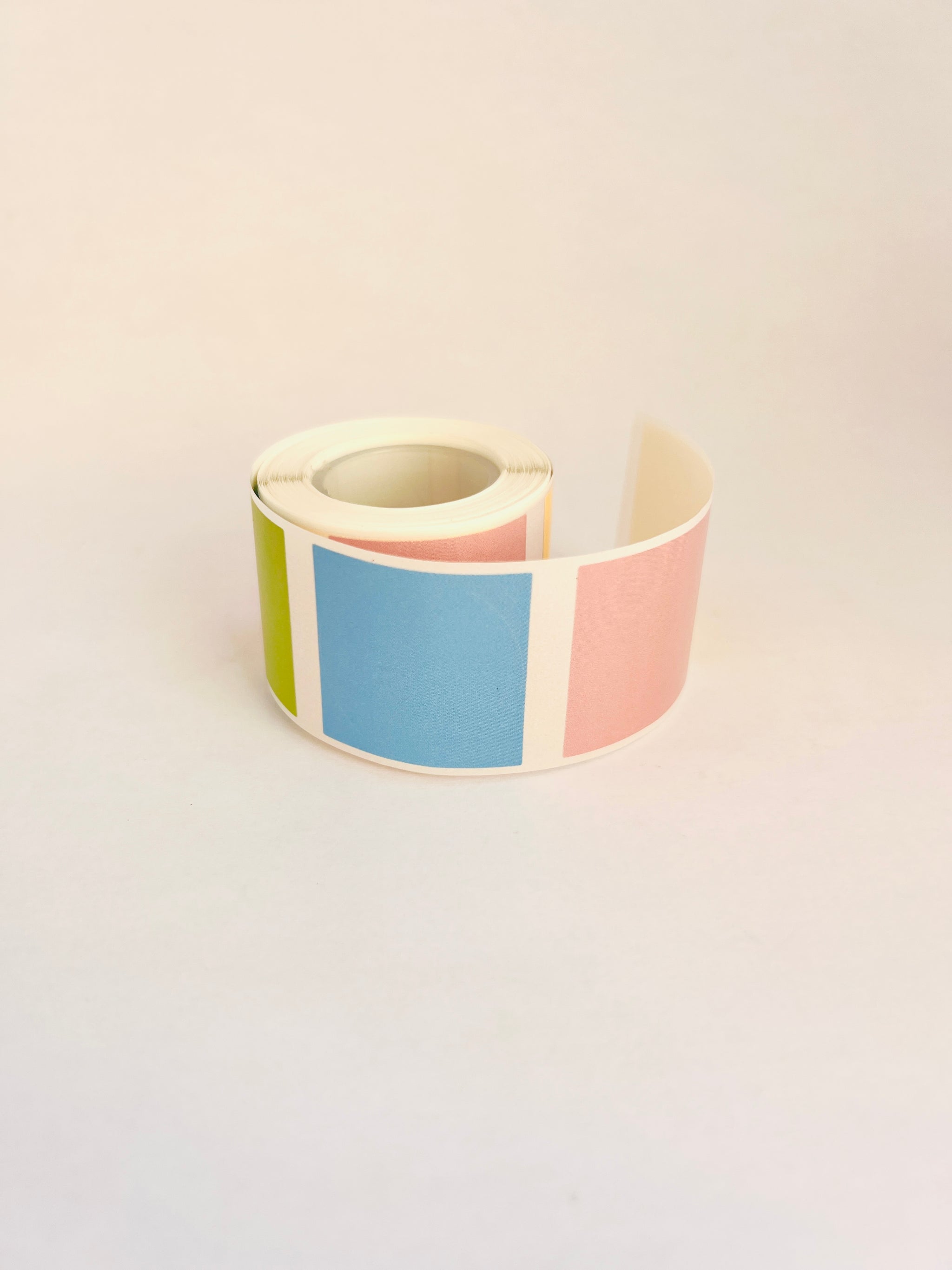 Multi-Coloured Round Labels - 210 per roll 🍉🎾🍇🥏🍋 – Labelly