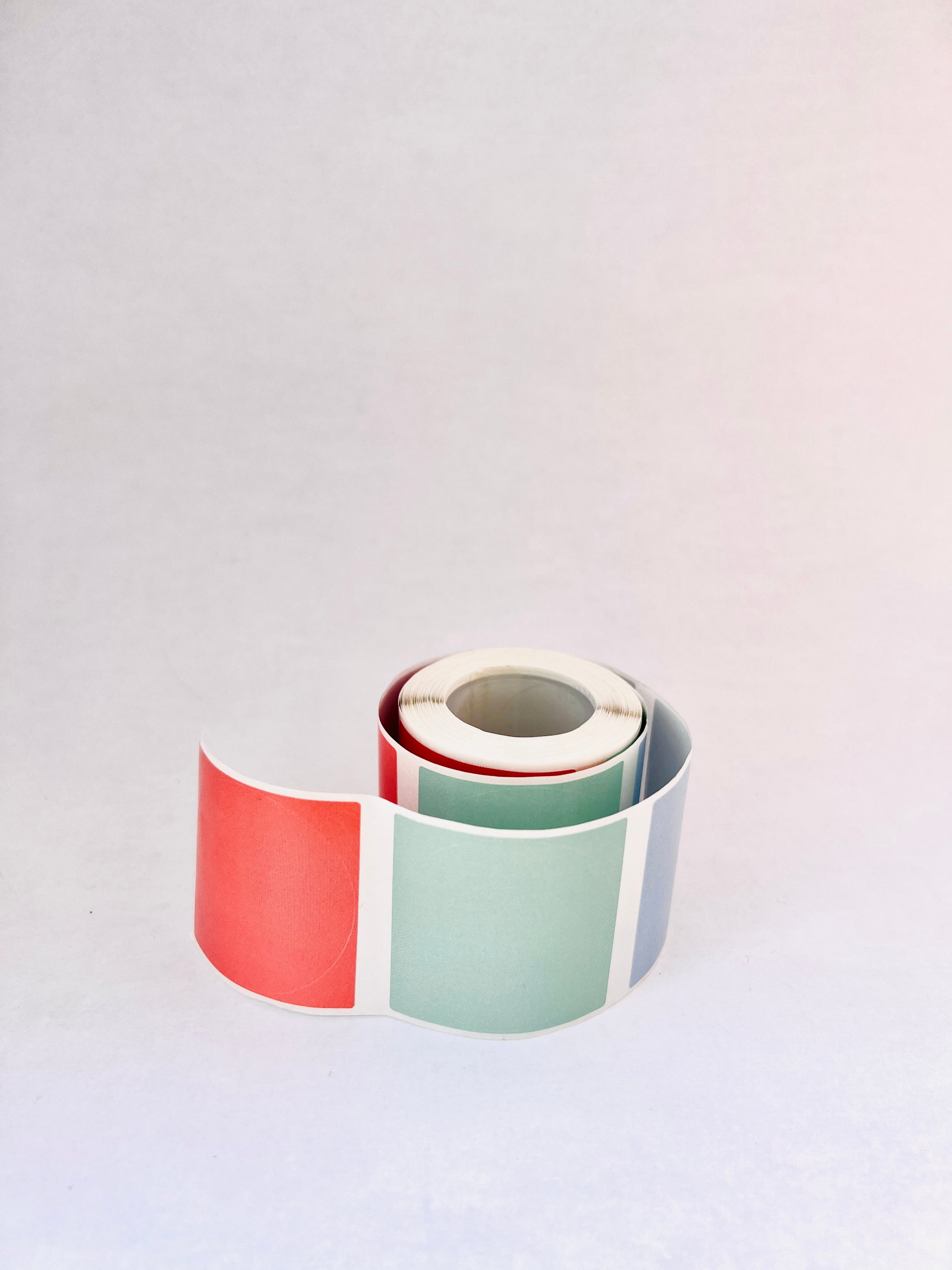 Medium Pastel Round Labels - 150 per roll 🔘 – Labelly